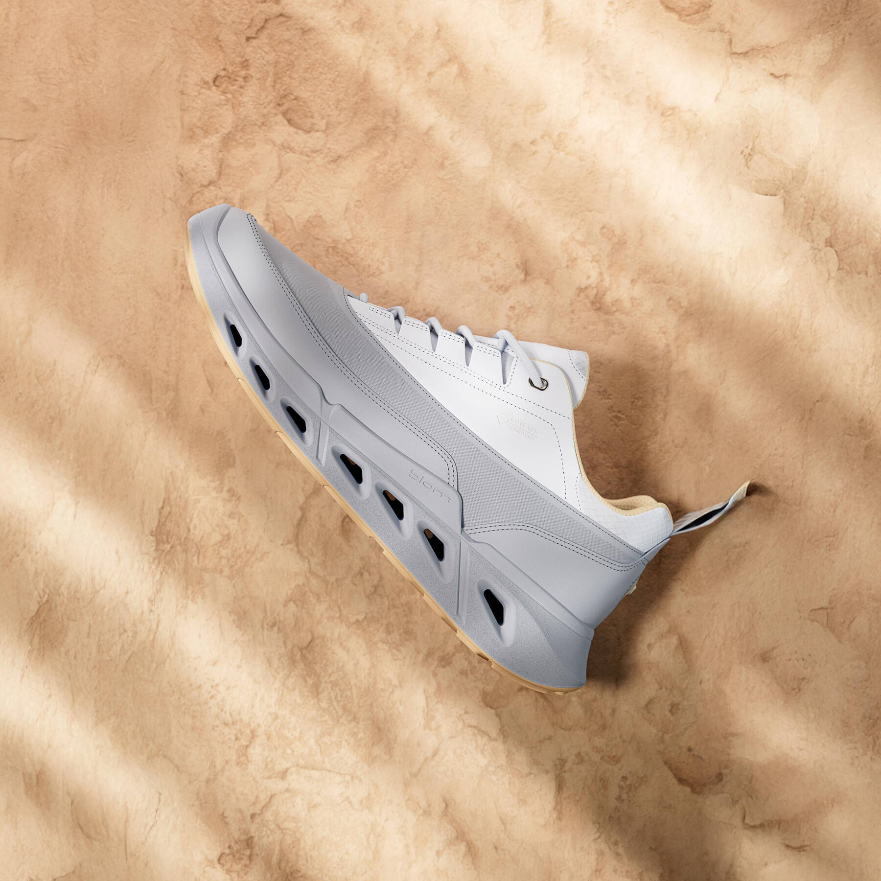 Кроссовки ECCO BIOM 720 W 850303/61641 — купить по цене 18499 руб.в ...